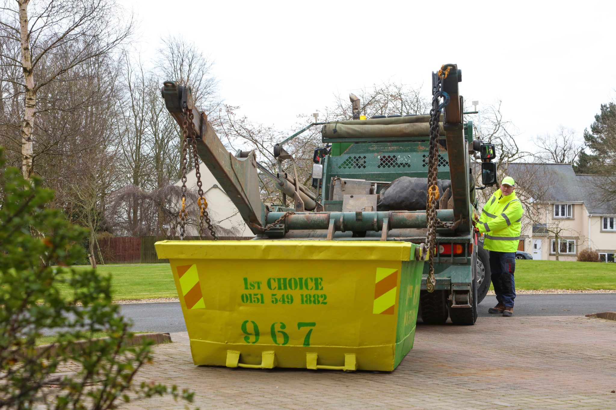 5 reasons to use a local professional skip hire company - 1st Choice ...